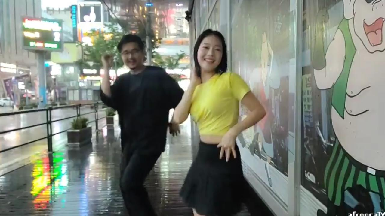 클립 💥📸파파라치 태꾸까📸💥비오는데 미쳐보자 부천역의밤 여캠 꾸까와 세자 용스 짭병헌 씨건 노네임 짭승준 내시 짭태호 짭태우