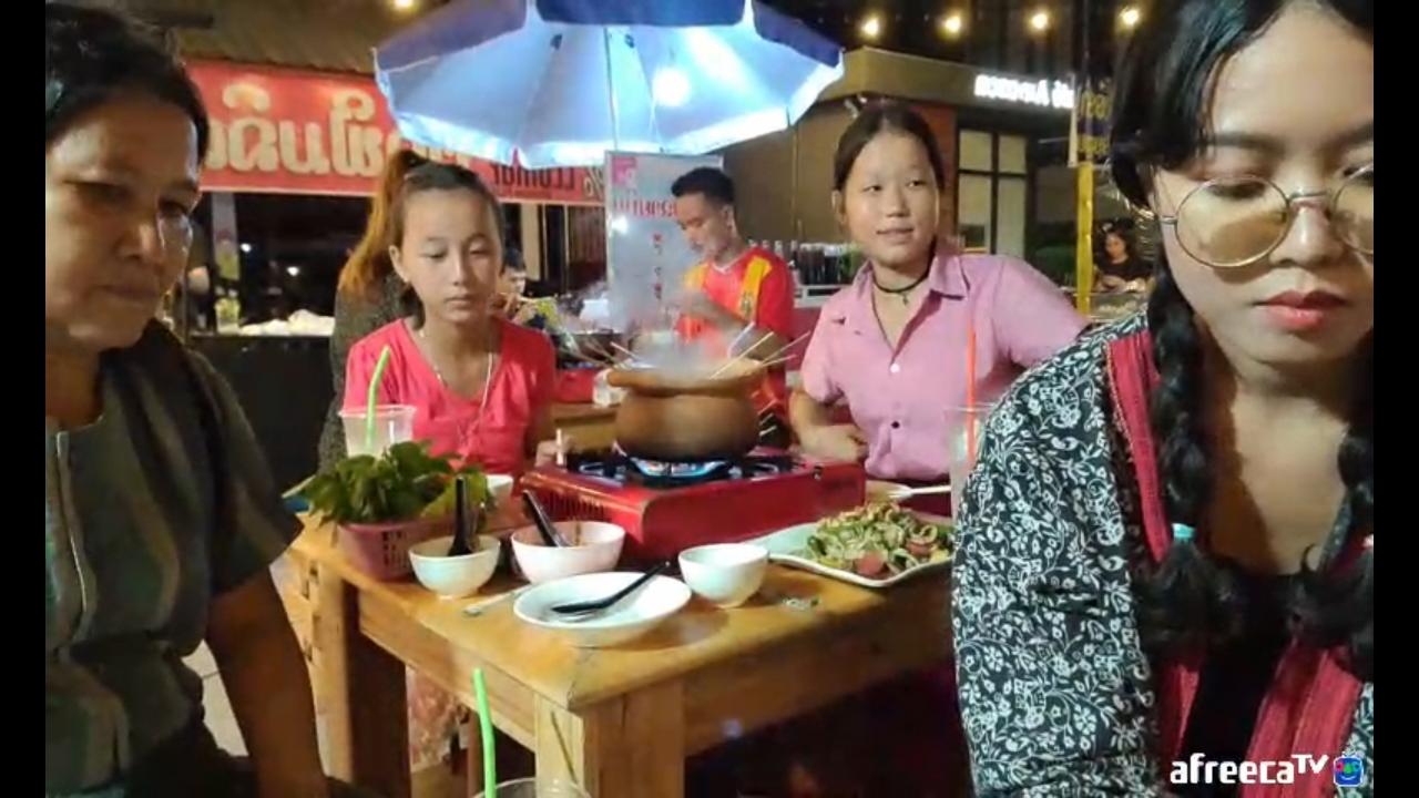 라오스인 여캠 시골 왔어요 몽족 동생 2명 우리 집 방문 야외방 태국 베트남 필리핀 일본 미국 아님 아프리카tv Vod