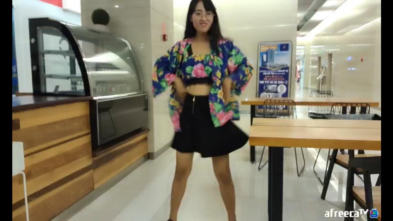 라오스인 여캠 일상 오징어 쌀국수50크람 비빔 먹방 야외방 태국 베트남 필리핀 일본 미국 아님 아프리카tv Vod
