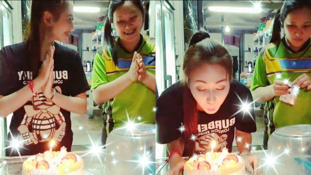 클립 🎉💥🎂수박누나 생일축하식🎂💥🎉만득♥️수박 태국 시골 뿌팟퐁 커리 요리 내일 프로포즈 ㅜㅜ 해외코믹 시트콤 아프리카전자