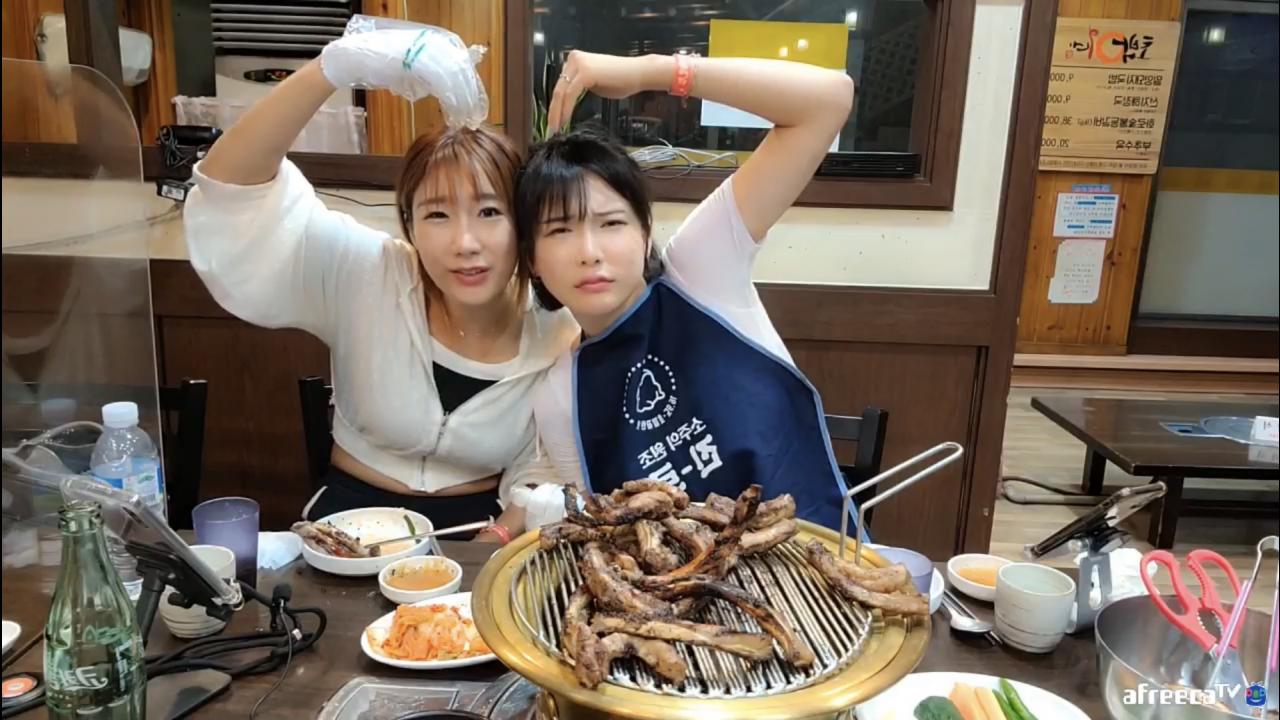 한국 민속촌 X 루리 | SOOP VOD