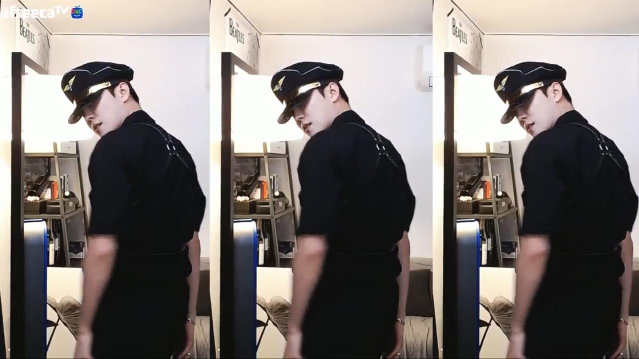 신입남캠 아이돌출신 ♥미모얼굴섹시댄스1티어♥경찰댄스♥귀인모셔요 소통얼평미션사다리뽑기룰렛남캠여캠고민신입