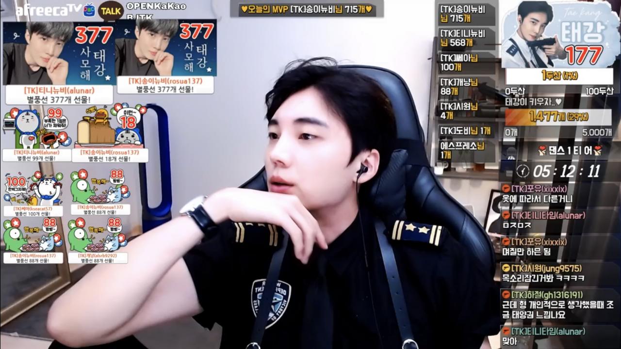 신입남캠 아이돌그룹탑독메인댄서 출신♥팬갑and즐찾맛보기댄스리액션소통얼평미션사다리뽑기룰렛남캠여캠고민신입