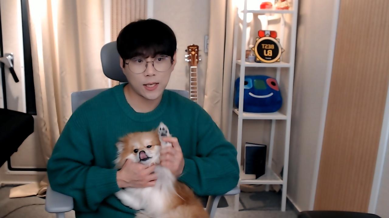 아는노래 다 불러드려요오셔서 신청하세요신청곡노래너목보3소통음악고민슈주려욱동생새해힐링라이브음방