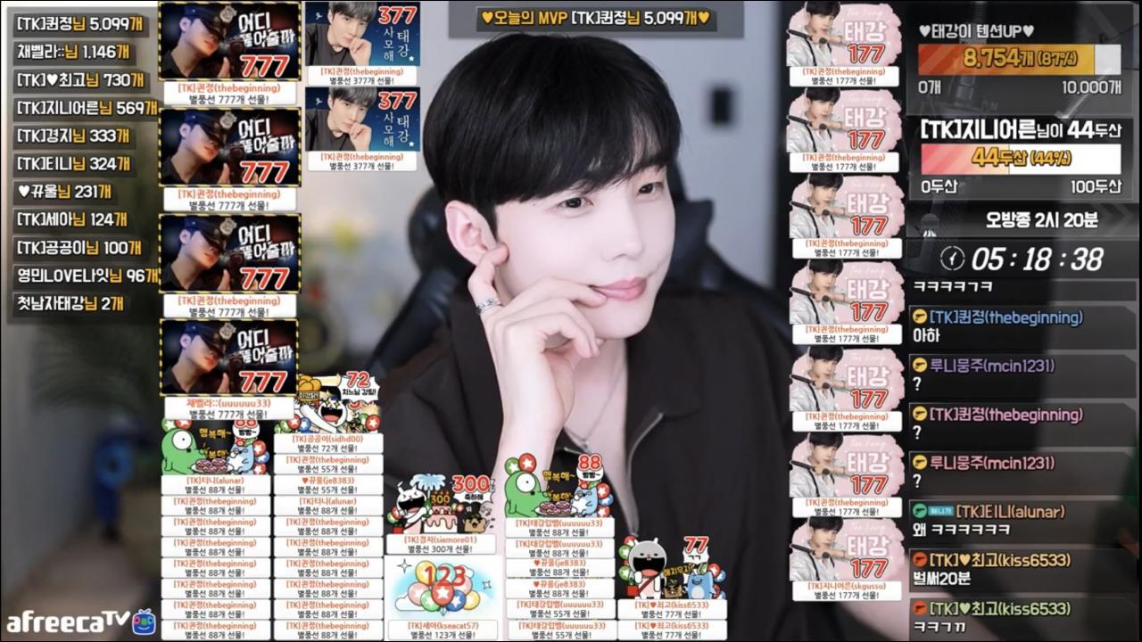♥남캠 섹ㅅㅣ댄스 끝판왕♥아이돌출신♥모든댄스가능★코카인섹아노제로투 맛집♥신입남캠dslr존잘소통사다리뽑기귀인님