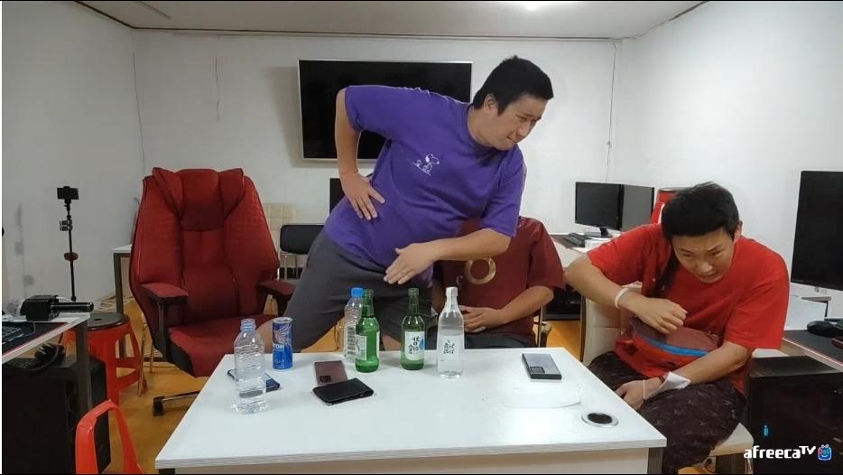 [갓성은]정중만 여캠 강제 키스사건 Feat 갓성은 Soop Vod
