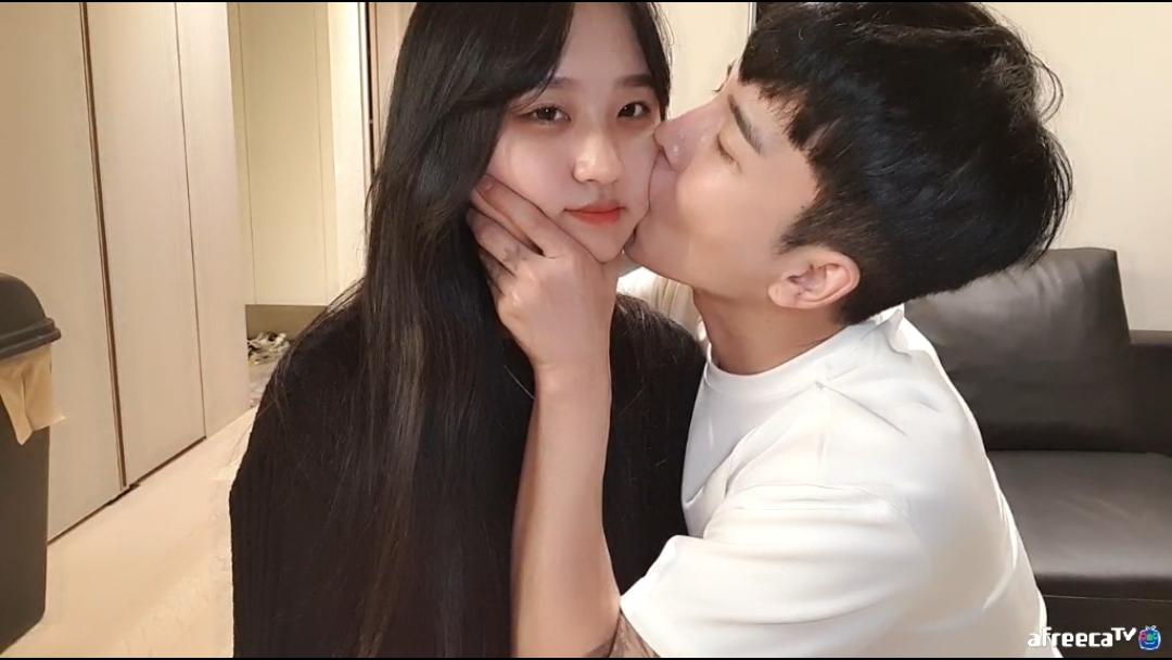 ️인호X모찌 뽀뽀 ️ | SOOP VOD