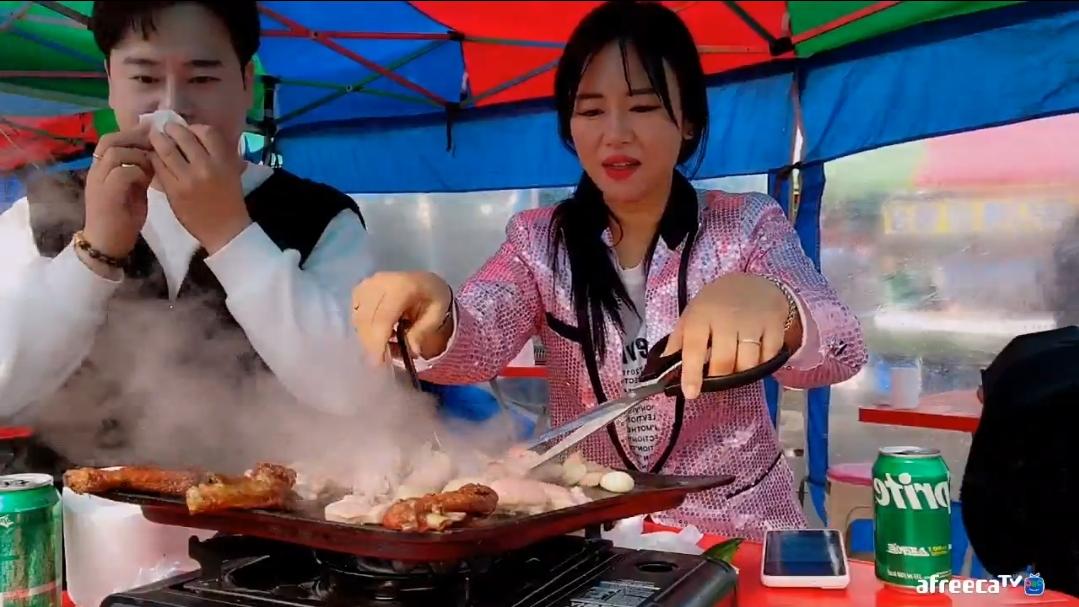 모란시장 BJ신지x우렁이 돼지부,아 아닙니다 | 아프리카TV VOD