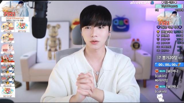 생 신입남캠 ★복귀2일차 불금이 아니라 내 맘이 불탄다★ 10개팬가입 퀵뷰얼평성형연애고민여캠