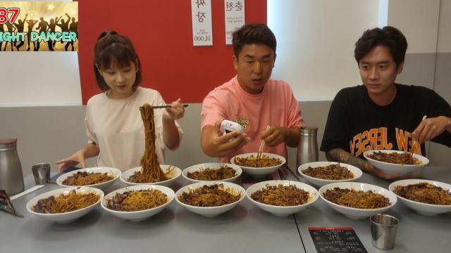 짜장면 100그릇 푸파대결 십만개 미션 먹방여신과 리매치전 꿀윤찌 X 강이삭 전남 여수 시골 먹방 쿡방 힐링 여행