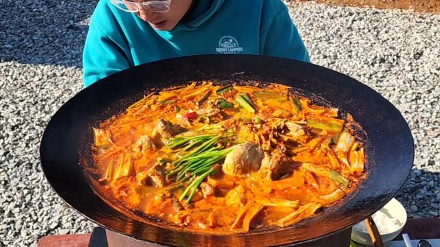 지역음식챌린지1 청주 솥뚜껑 기막힌 얼큰갈비찌개 가즈아 시골 전남 여수 순천 먹방 쿡방 힐링 Soop Vod