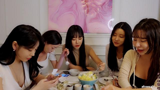 [최가네] 300일 기념 빙수슛 지니x복실x도희x재유 | SOOP VOD