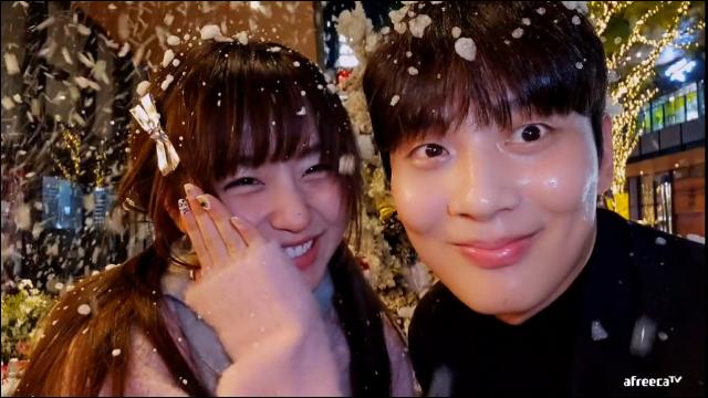 [클립]🇨🇳중국)청두11화 x-mas 트리 feat.허싱 #정주행 - 박진우[JINU] no.1 | SOOP VOD