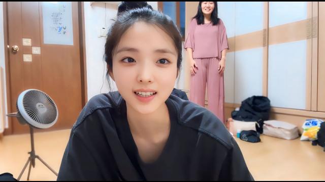 일본인bj유이 존예 카메라눈나와 함께 | SOOP VOD