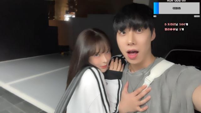 [디에이/도아] 그녀를 기다리는중 | SOOP VOD