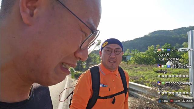 [캐치]👣국토12일차)서울-부산 신입BJ feat.뻐꺼형 - BJ시수기릿 - | 아프리카TV VOD