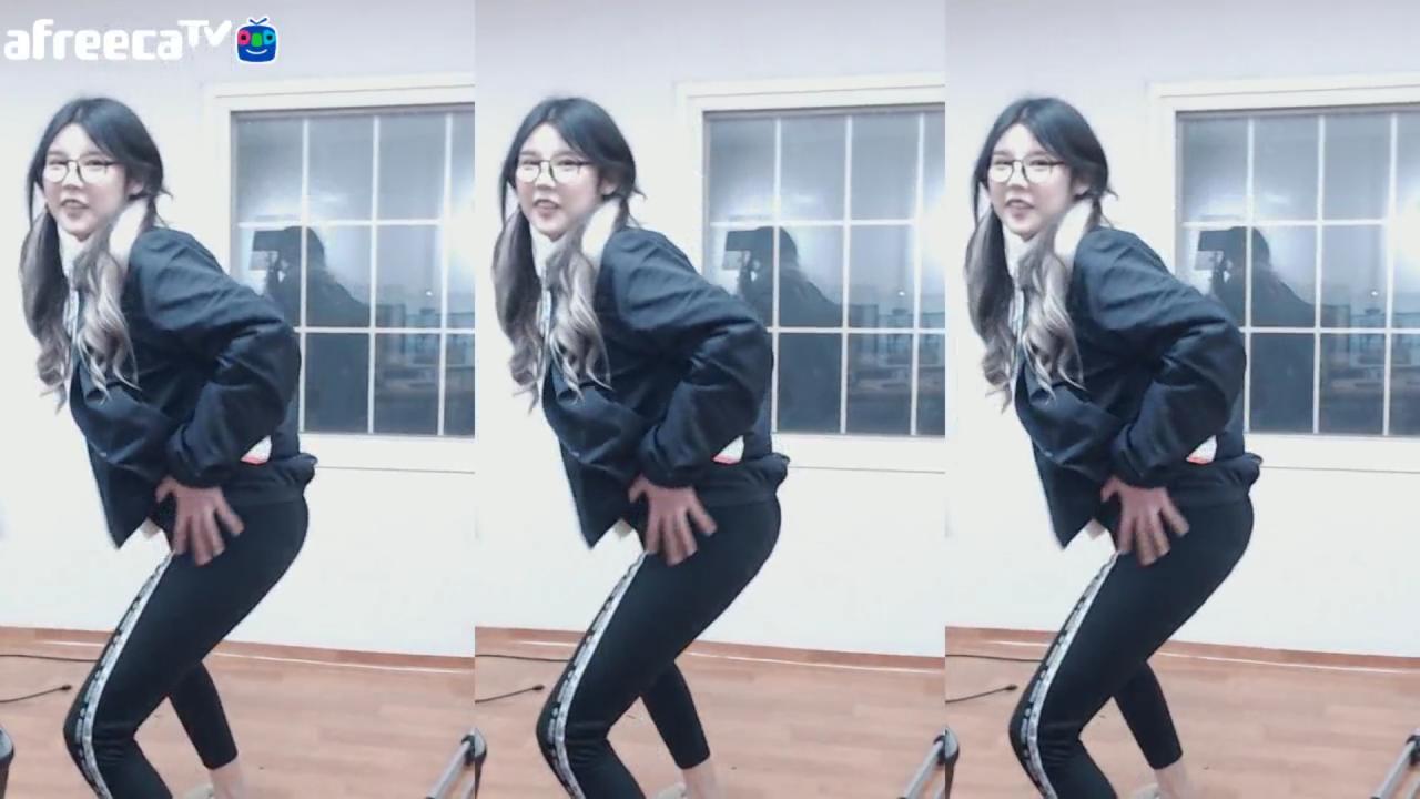 클립 안녕하세요~~ 섹시댄스 트월킹 아프리카티비 덕자전성시대 덕자 19댄스 Soop Vod