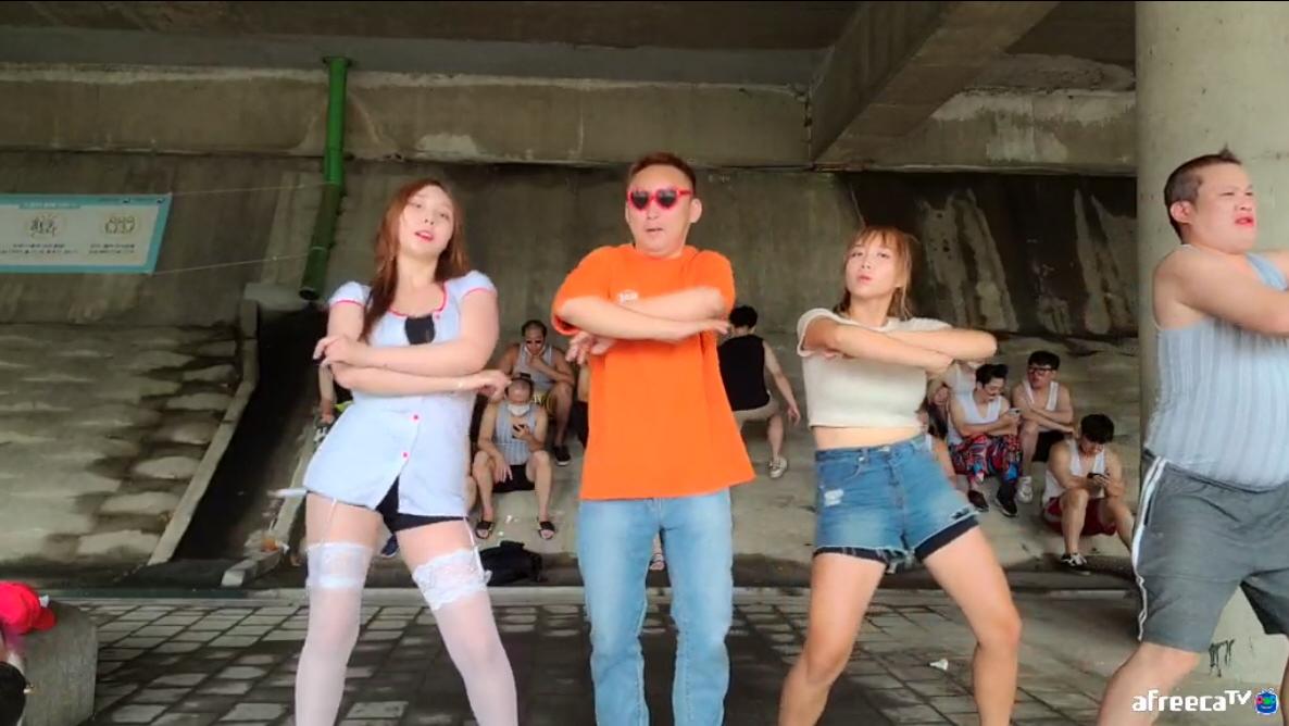 🐷 진과장 망치춤 🐷 세자용스짭태우씨건진박짭병헌노네임짭승준타조난잼내시짭대촌엄삼용ra리아깽구리와이퍼 Soop Vod