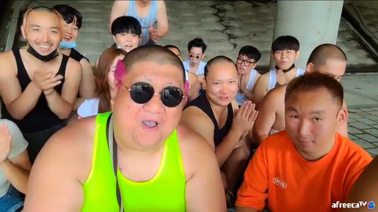 💥 충격 💥 용스 버리고 엄삼용 따라간다 💥 세자용스짭태우씨건진박짭병헌노네임짭승준타조난잼내시짭대촌엄삼용ra리아리아깽구리와이퍼