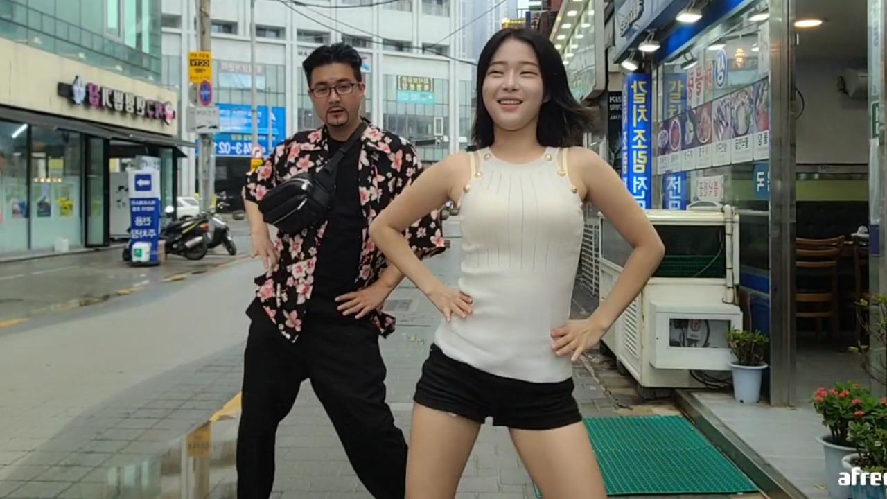 [클립]🔥짭태우X꾸까 귓방맹이🔥부산 해운대 태꾸까 비가오냐 ㅠㅠ 부천연합 세자 용스 | SOOP VOD