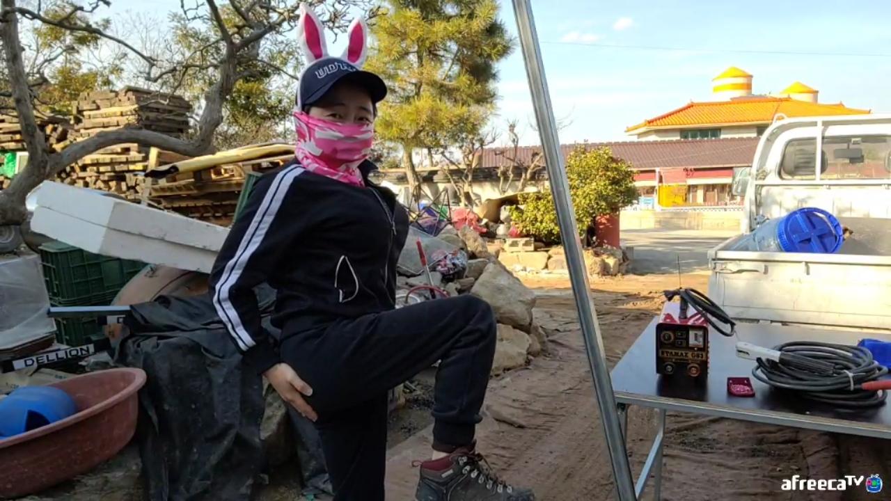 클립 💕🐰토끼송 작약이형🐰💕섹시댄스 여캠들 긴장하세용~ 아프리카전자녀오토바이트월킹고양이발충사쿠란보 작약꽃 아프리카tv Vod