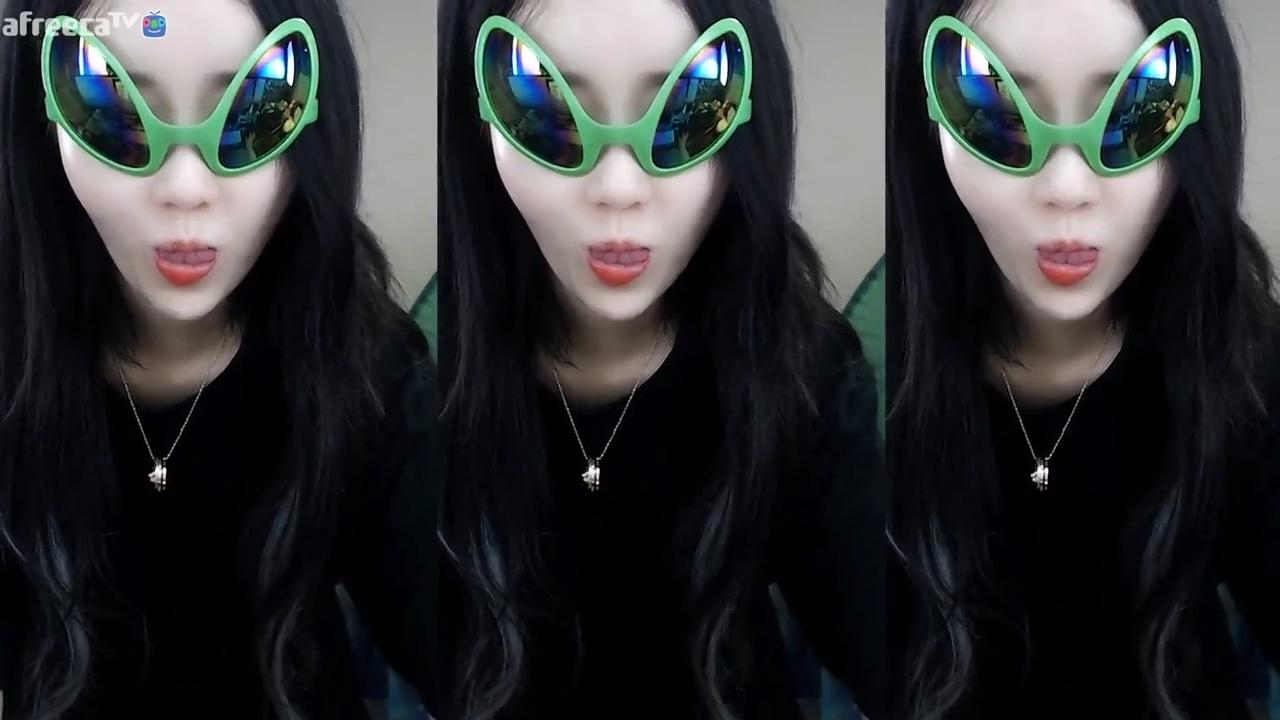 클립 🧞‍♂️🏺마신 애교용누나🏺🧞‍♀️ ㅎㅇ 밥묵쨔 여캠노노 엽캠 애교용tv 아프리카 트월킹오토바이발충사쿠란보고양이