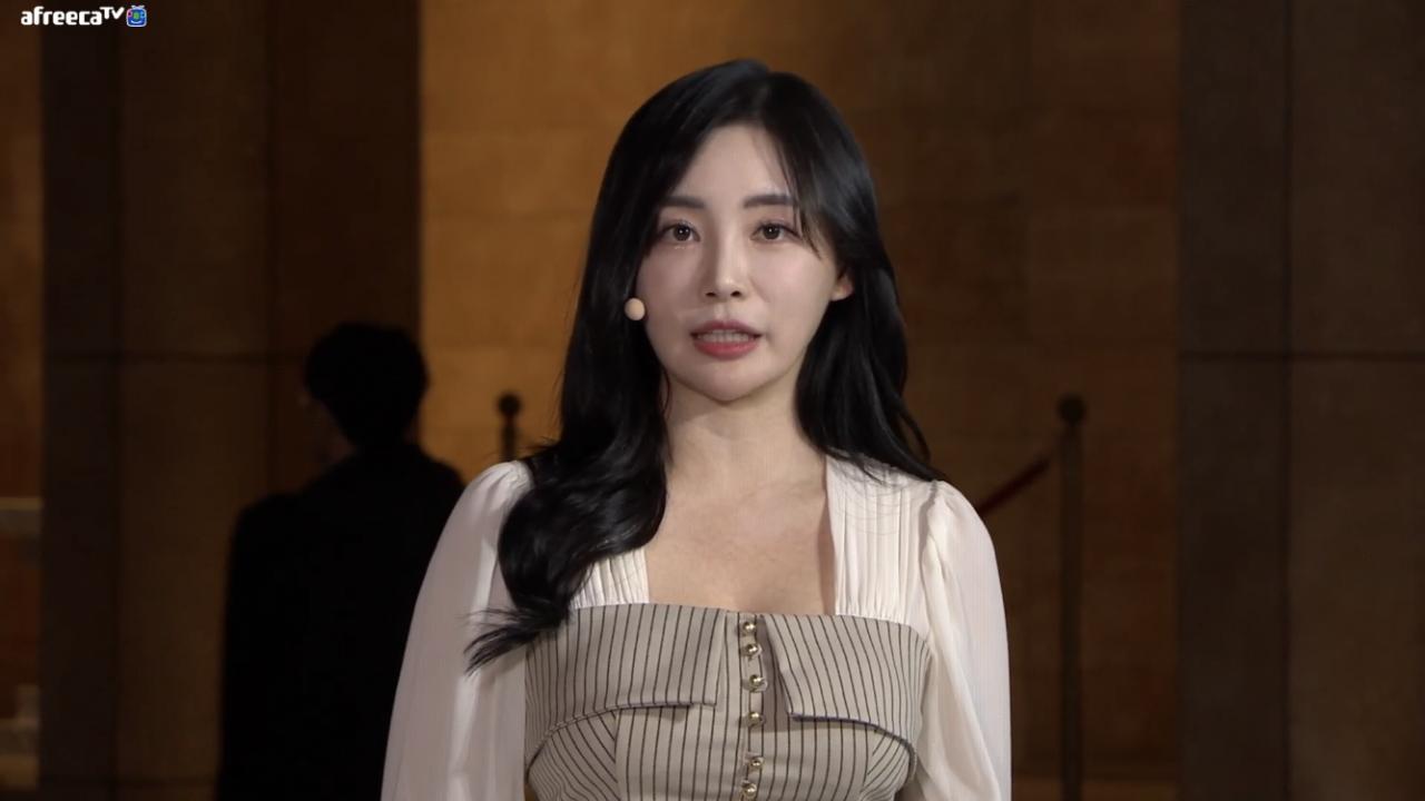 [클립]🎤곽민선 아나운서) NAVI 승리인터뷰(2) - (3주 1일차) #PGC #위클리 파이널 | SOOP VOD