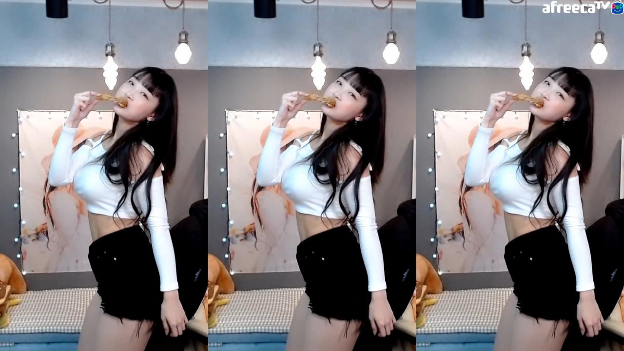 [클립]Zero Two dance x3 + eating chicken | SOOP VOD