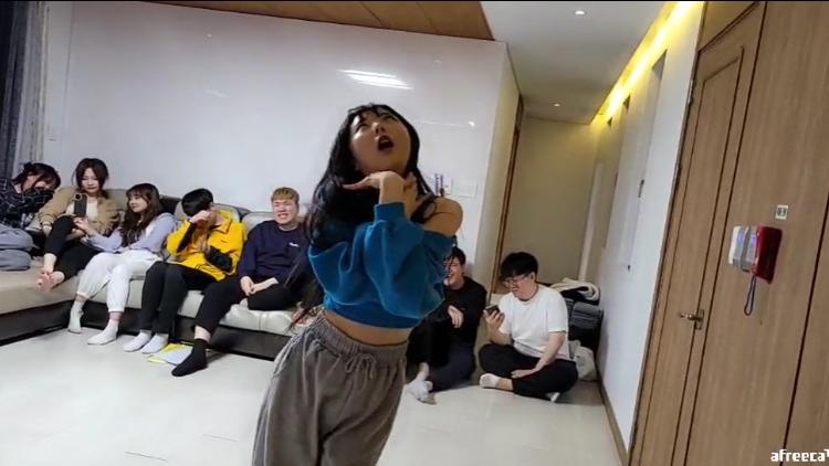 [클립]JSA)MT 가평 풀빌라 비키니 곧 4명 다시보기없음 | 아프리카TV VOD