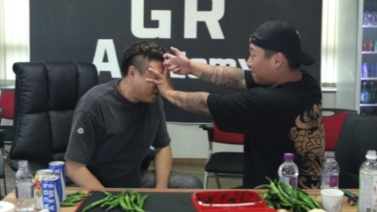 클립 부천 Gra ㅅㅂ 못해먹겠구만 어제는 박퍼니고 오늘은 쌍디냐어이가없구만 ㅋㅋ거루x룡과x윤화x호동x드록바x삐삐x코봉x술