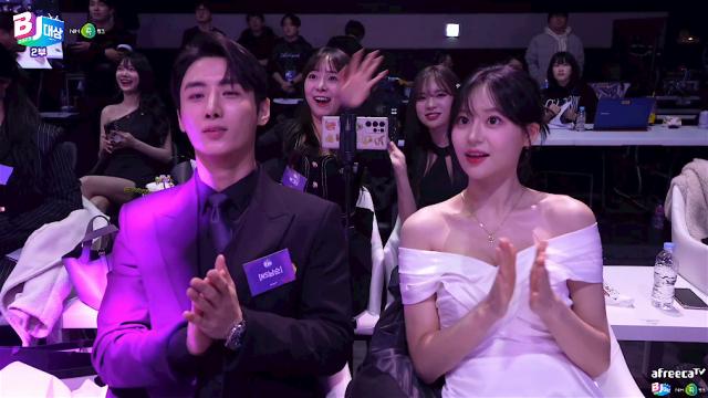 [클립]남순 추랑이 시상식 / NH콕뱅크와 함께하는 2023 아프리카TV BJ대상 | SOOP VOD