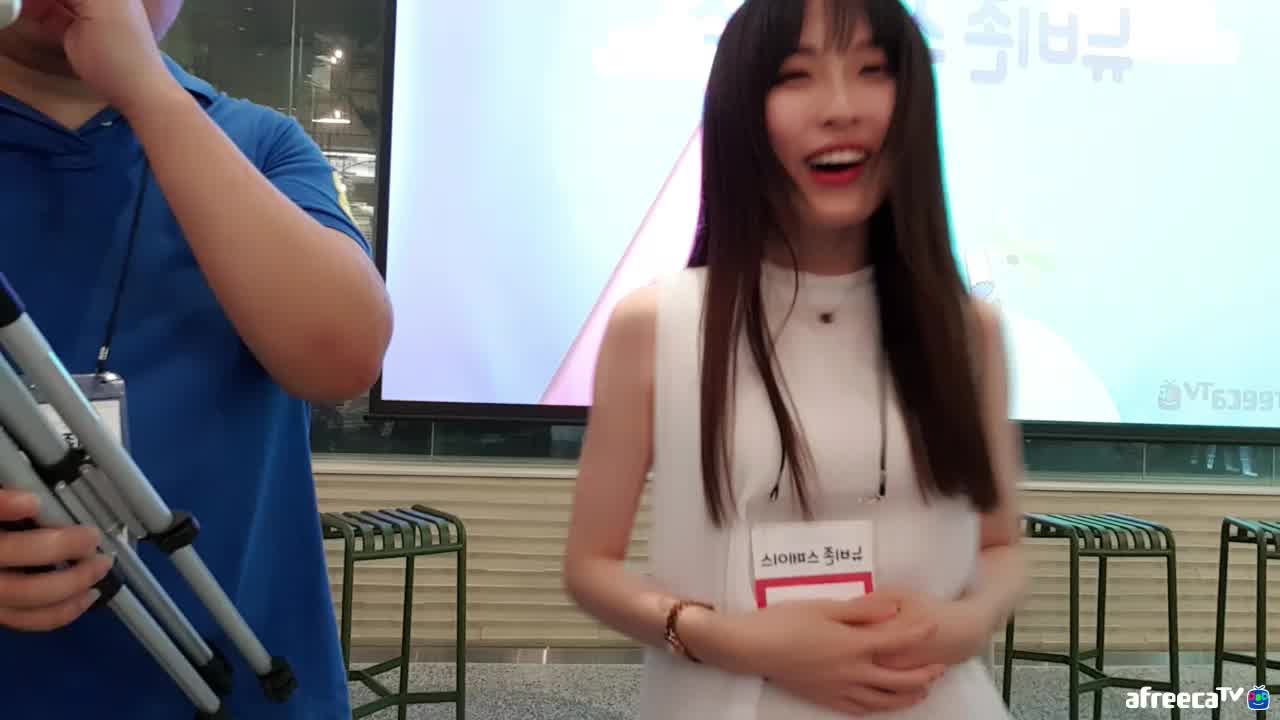 초복 뉴비존스페이스 딤섬먹방 하 외롭다쓸쓸하다 | SOOP VOD