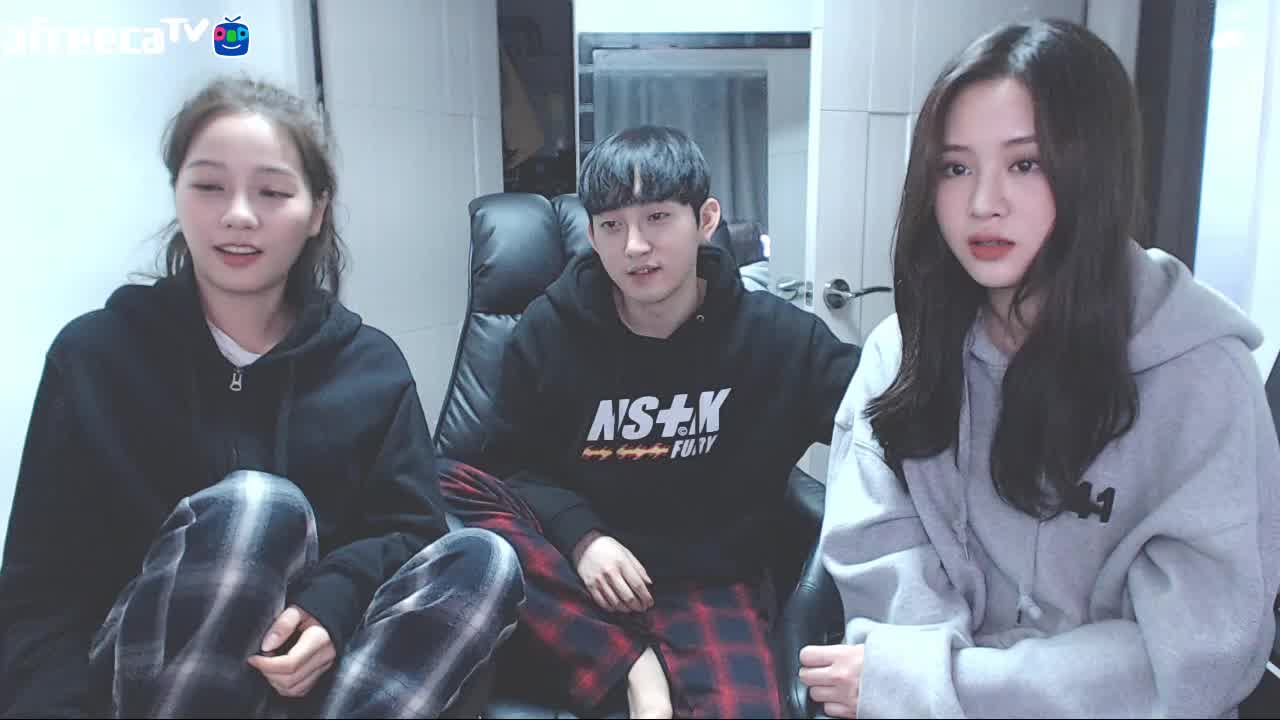 [생] SBS PLUS 나만 빼고 연애중 4화 나래.태림!! | SOOP VOD