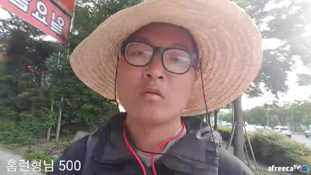 자연인소프트 서울에서 부산까지 걸어가기 국토대장정 14일차 현재 대구 경산가는길 몸이 안좋아가 늦게켰습니다 죄송합니다