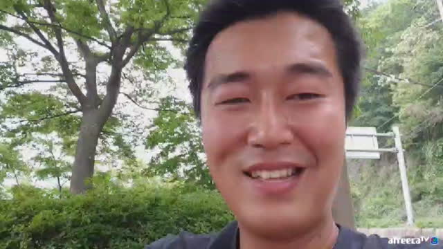 최초 왕복 국토대장정 서울역에서 부산역 32살 27일차 포트리스 빨무 신입 자연인 스타 노숙자 아프리카tv Vod