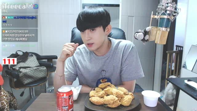 [생]태림 BHC순살 뿌링클 치킨 먹방!! | SOOP VOD