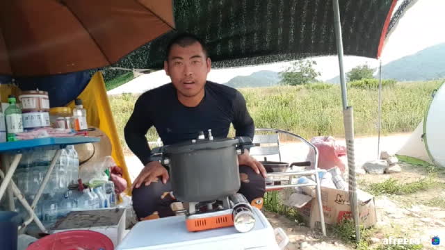 하2 굿모닝 해장합시다 ㅡ원투낚시m자연캠핑m요리먹방m텐트생활남m스타욱이여m야외강태공m공포노숙자m노래음악m붕어잉어m산민물바다m소통