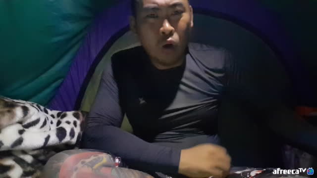 사는게힘들다 건들지마라ㅡ원투낚시m자연캠핑m요리먹방m텐트생활남m스타욱이여m야외강태공m공포노숙자m노래음악m붕어잉어m산민물바다m소통