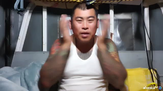 바다낚시왔따 민물바다루어m윈투잉어붕어낚시여m자연여행운동캠핑카m신입스타욱이남m요리먹방술먹방m산노숙텐트생활m노래음악선물m공포문신