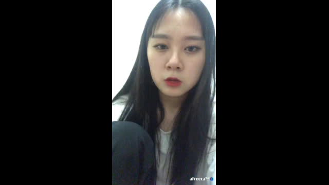 여고딩 19살 2일차 심심해여 | SOOP VOD