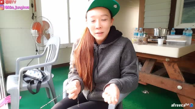 낚시하러왔오 5짜잉어x4짜향어 2마리잡았음^^ | SOOP VOD