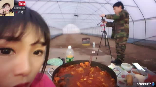 BOSS세자 관종인의삶 소유비 먹방 | SOOP VOD