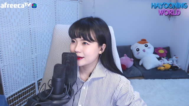 생 고막이라도 여자친구 있어야지요신입여캠 노래하는 가수 하유닝 신청곡 불러줌 음방 음악방송 라이브 소통