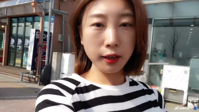 97일차 신입낚비 뉴비존 장어잡아야지~ 날씨좋타 장어4 도다리3 횟대1수 60두산 감사합니다♥ 평일에도 핵빵디 동해바다 여자