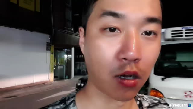 배가 고프면서 배가 아프다먹자 조용히부천연합세자용스짭태우내시짭병헌 Soop Vod