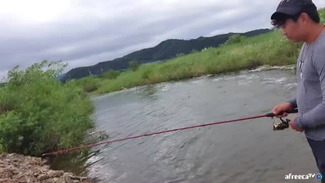 낚시먹방낙시먹방먹방 개덕이100키로 찌우겠습니다 여러분덜 근데 이영상은 꿀잼각 처음으로 혼자서40따리간날 Soop Vod