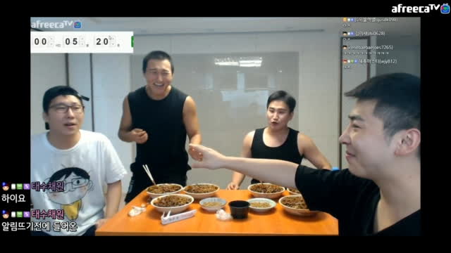 생 구걸즈 이게맞는건가요 이기광x병렬루x로봉남x민두환 신입남캠푸파술먹방리니지독사일본여행 아프리카tv Vod