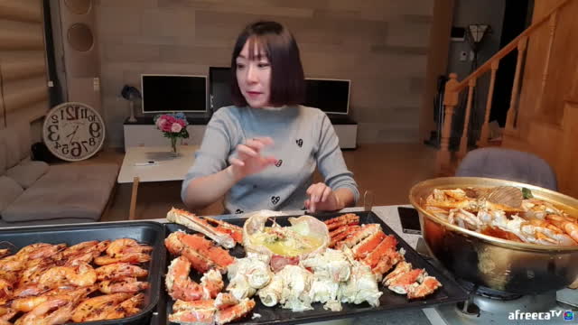 클립 먹방데이 해산물축제 킹크랩x새우버터구이x꽃게전복가리비해물탕 먹방쿡방 아프리카tv Vod