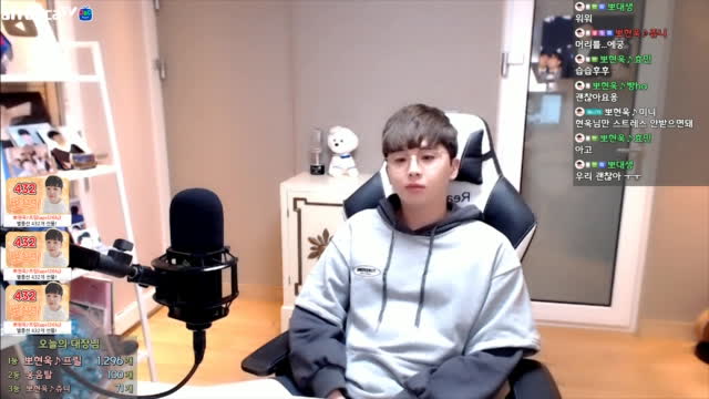 생 투표한1번씩 해주세효음악 대상후보 주말에 투표하셨나요 투표해주셨나요 가수뽀선희너목보남캠여캠아님신입아님ㅜㅑ