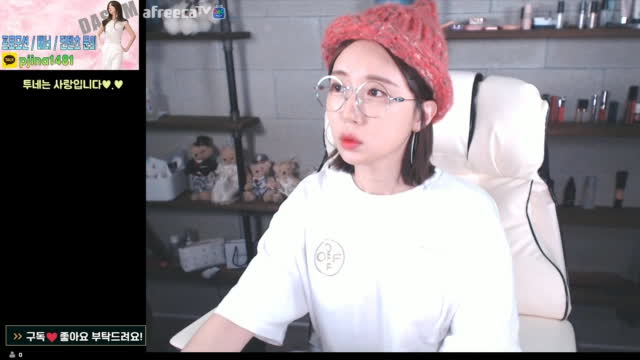 동시송출 미르4 신룡2 영웅정령 3마리 뽑아따 주50과금 투력93000 똥스저스 1등 왔습니다 박다솜 2부 어비스